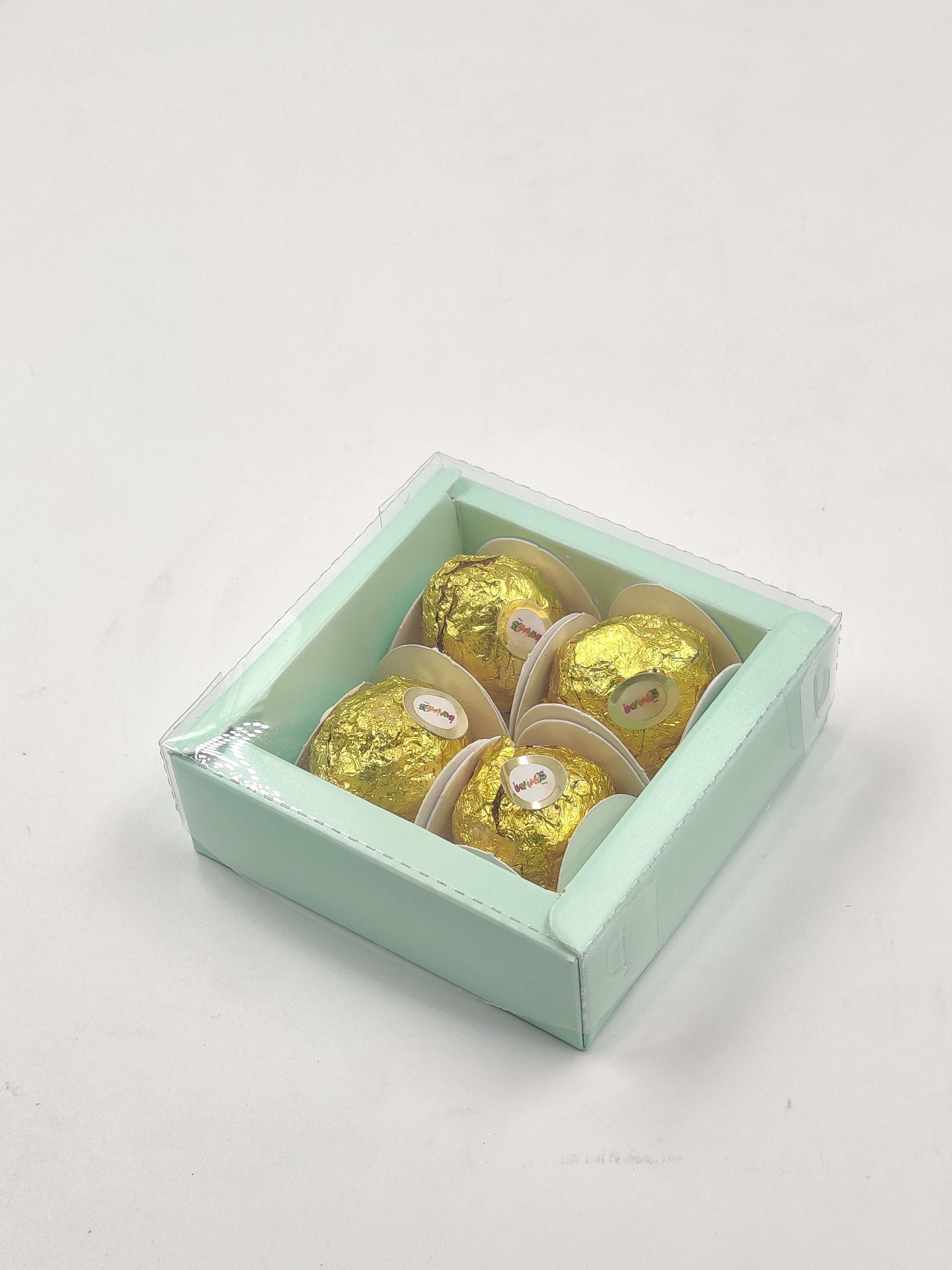 4 pc chocolate cavity box size-4*4*1.2 – Bakeworld Retails Pvt Ltd