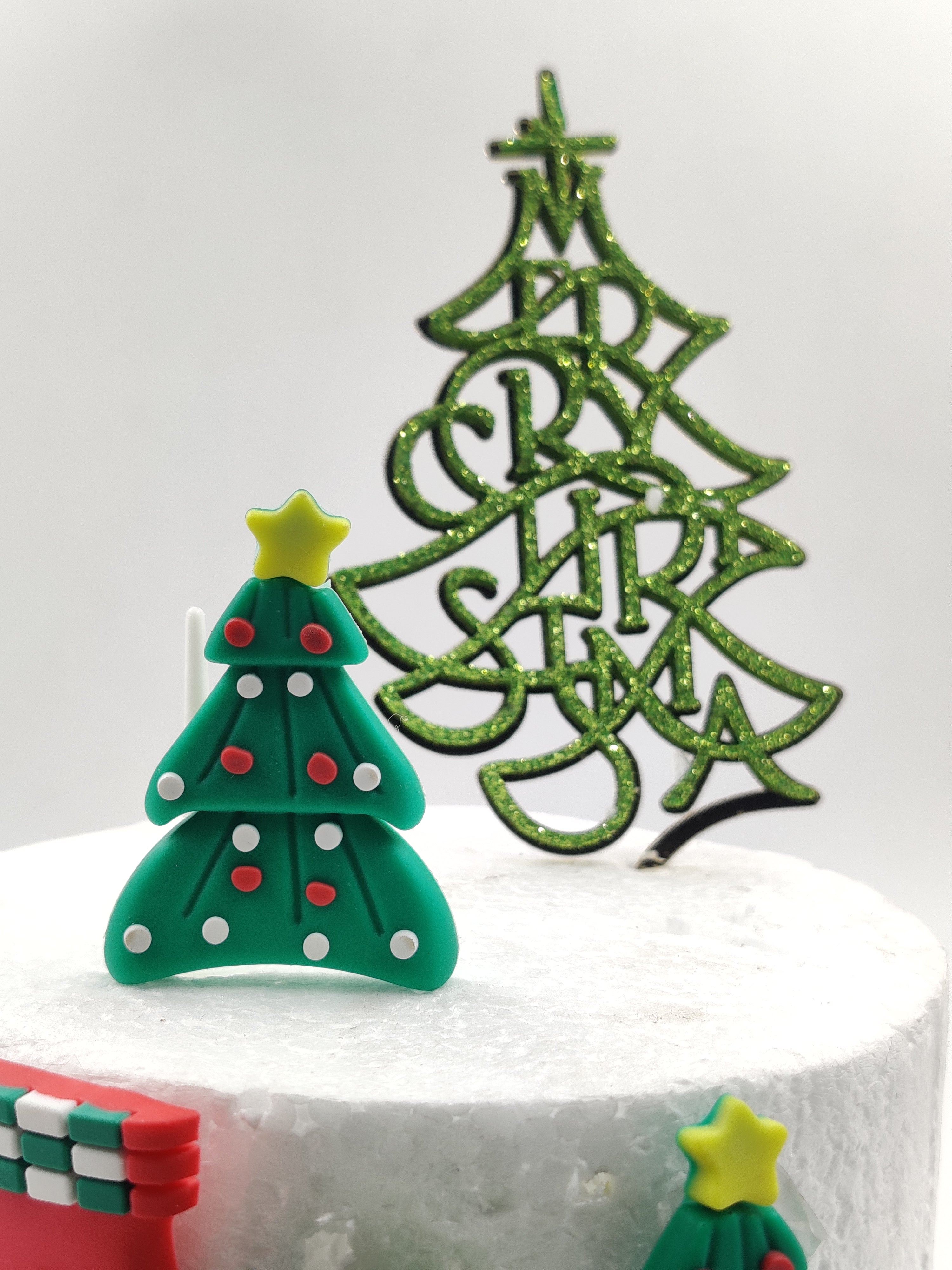 Christmas Miniature Tree Topper – Bakeworld Retails Pvt Ltd