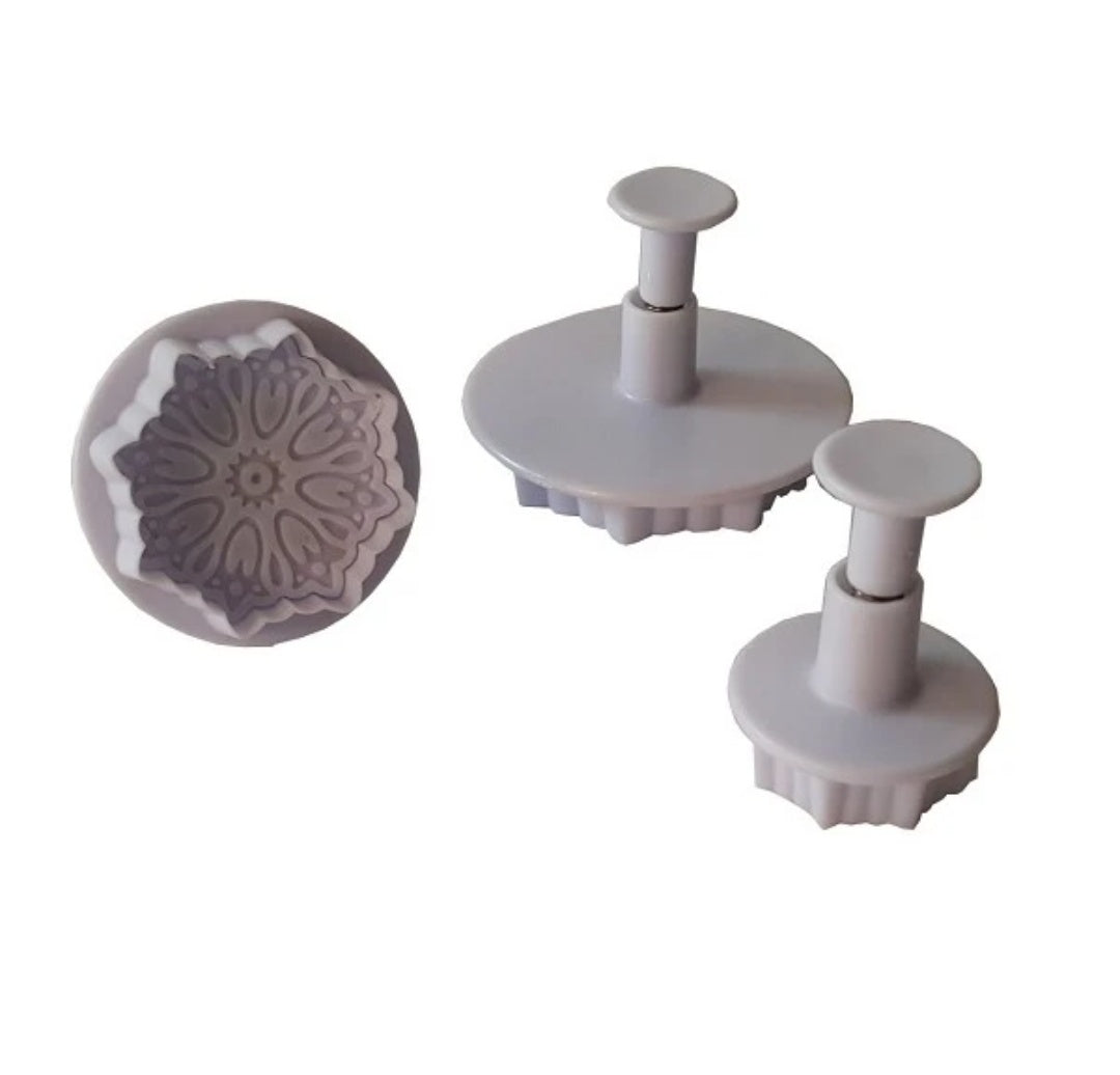 Fondant Flower Plunger Cutter set of 3 – Bakeworld Retails Pvt Ltd