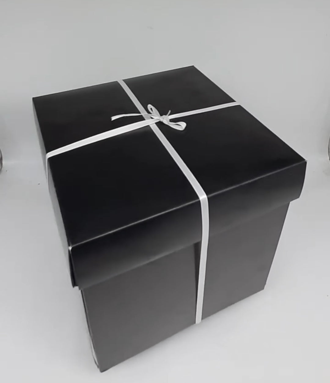 Cake & Gift Hamper Box Size - 8x8 inch – Bakeworld Retails Pvt Ltd
